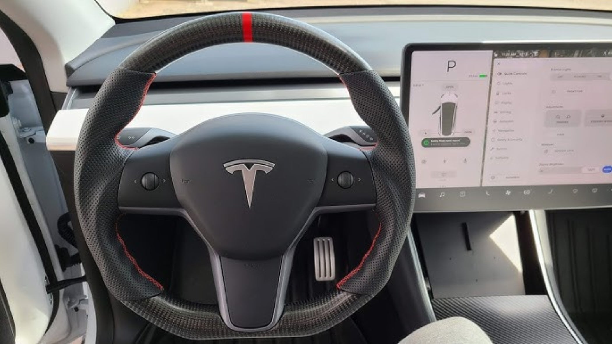 A Guide on How to Replace the Steering Wheel on Your Tesla Model Y 202 ...