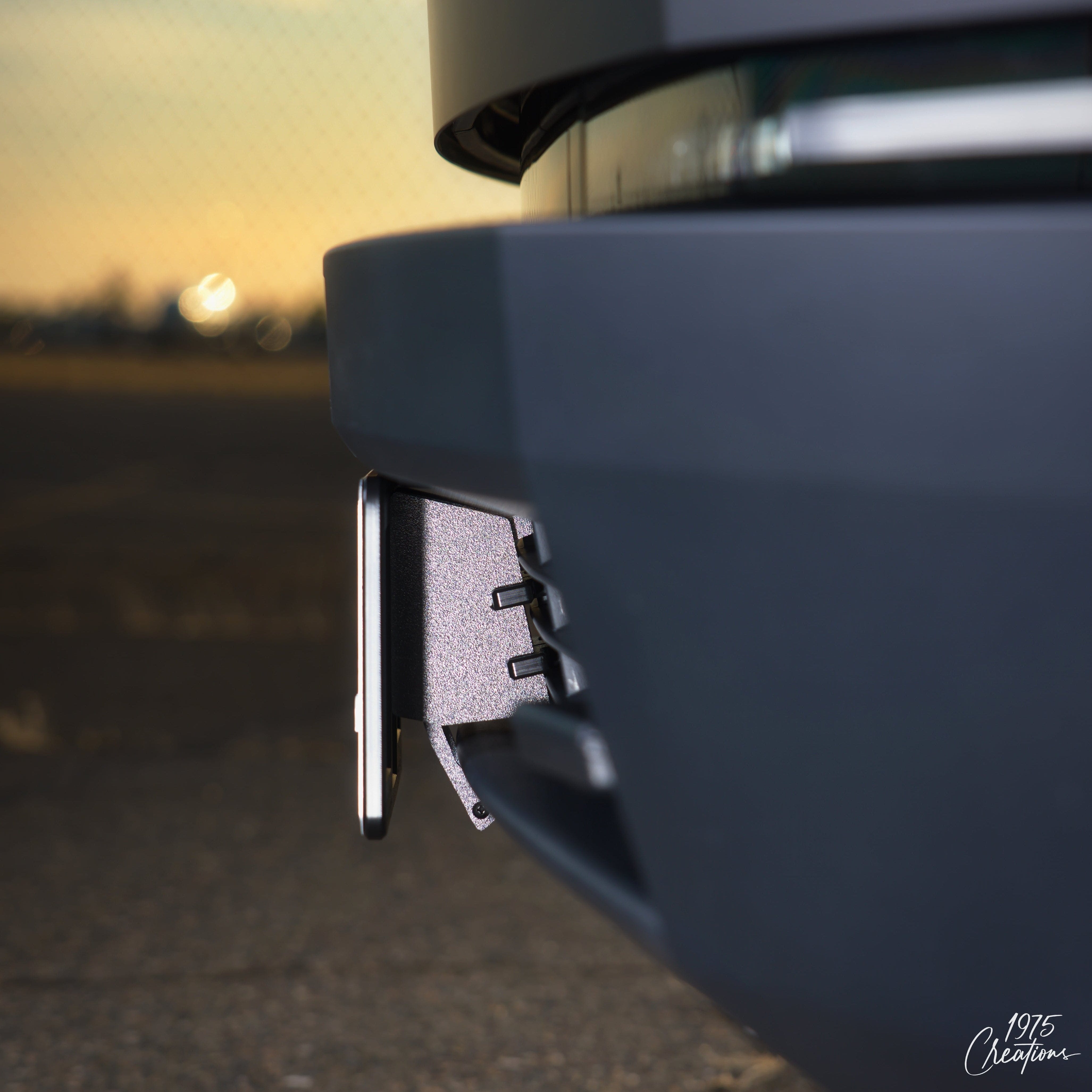 Quick Bandit License Plate Mount for Tesla Cybertruck– PimpMyEV